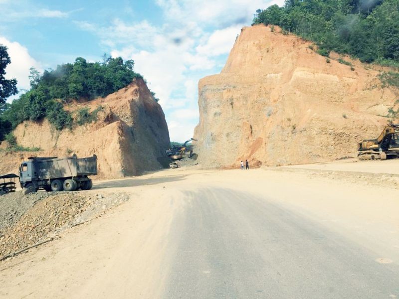 NH-29 near Medzhiphema town, Nagaland... | MorungExpress ...